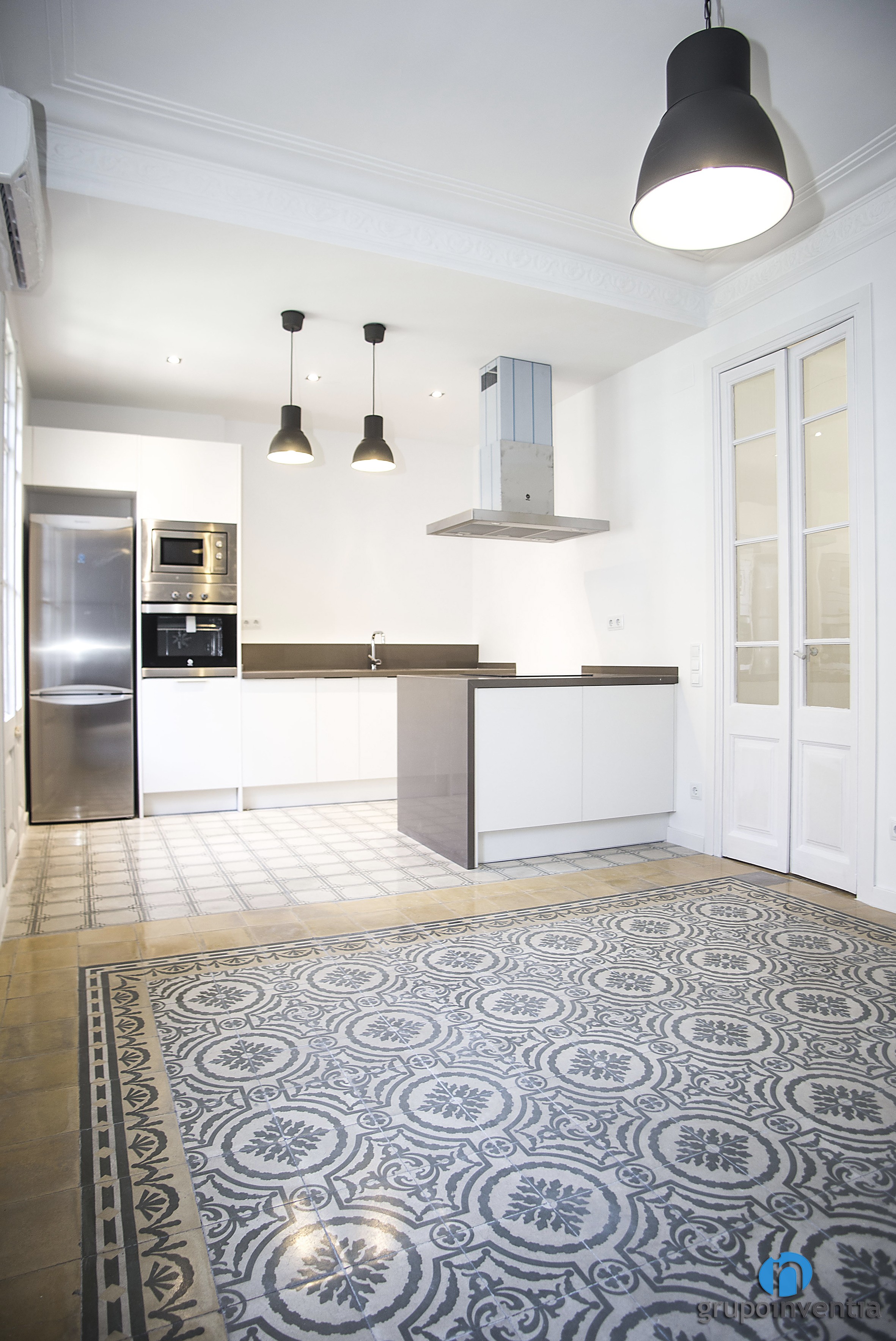 Reforma integral finalizada en calle Rocafort - Grupo Inventia