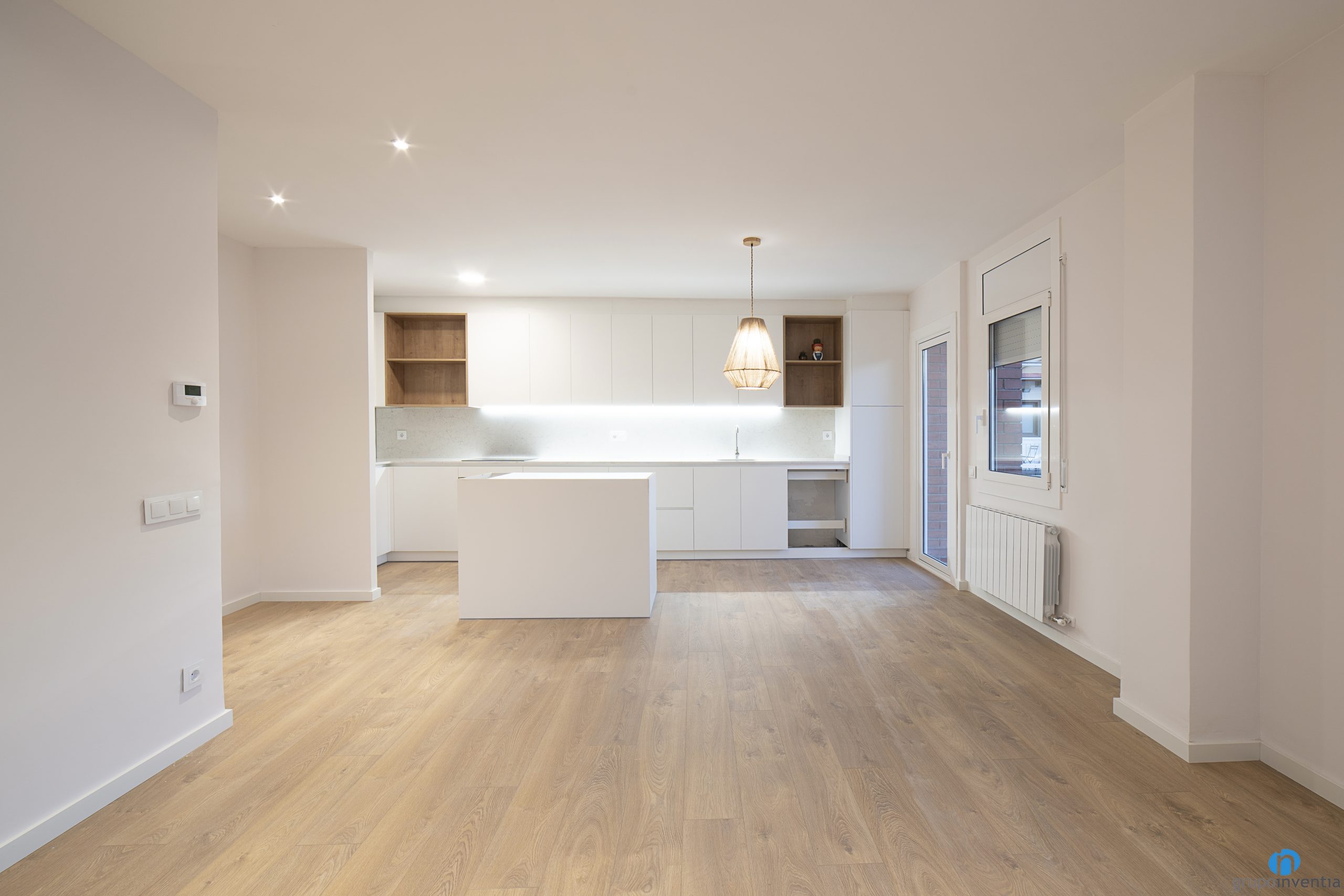 Reforma integral y diseño interior en calle Rocafort de Barcelona