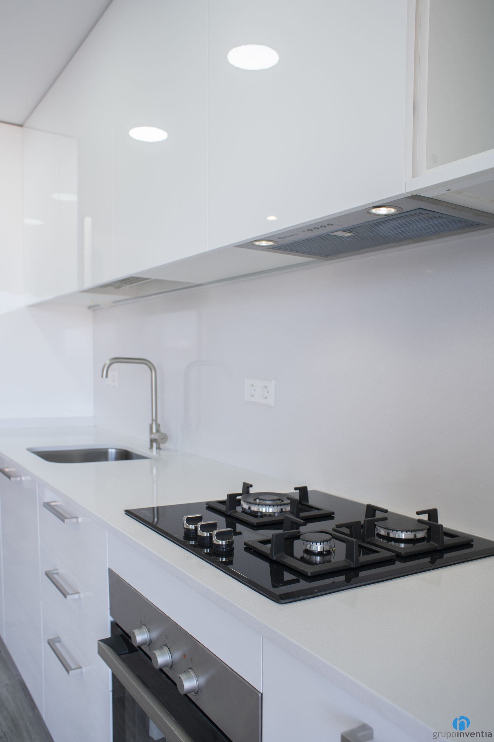 Types of extractor hoods